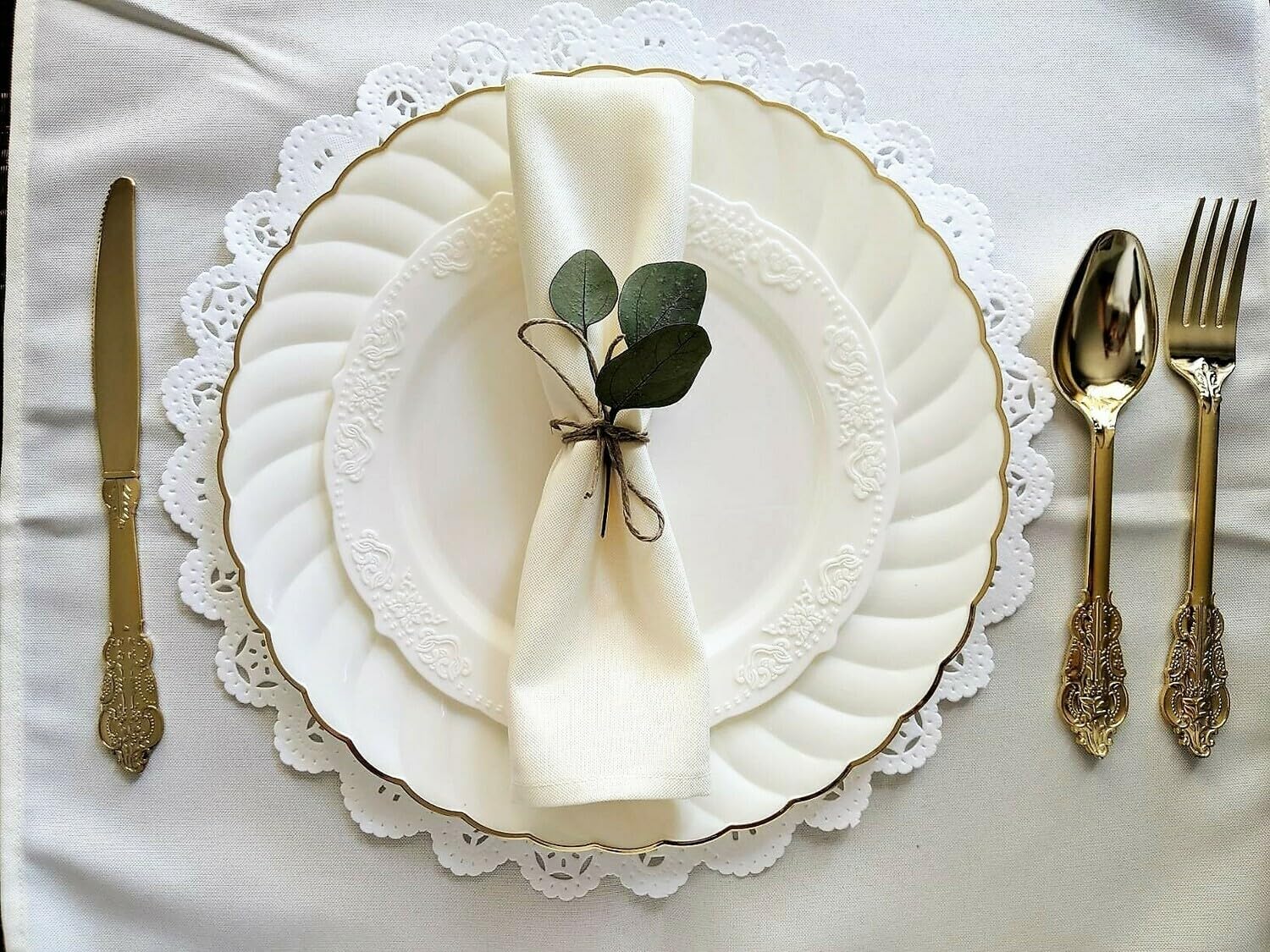 " OCCASIONS " 50 Plates Pack (25 Guests)-Vintage Wedding Party Disposable Plastic Plate Set -25 x 10.25'' Dinner + 25 x 7.5'' Salad/dessert plates (Blossom Ivory & Gold)