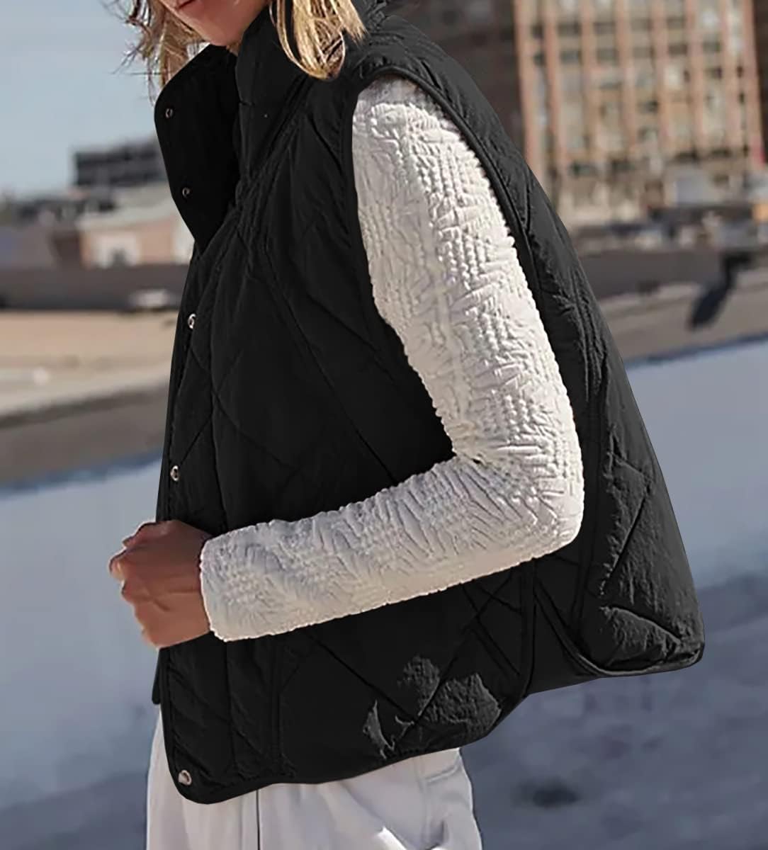 Veatzaer Womens Oversized Puffer Vest Cropped Quilted Stand Collar Lightweight Jacket Sleeveless Button Down Tops