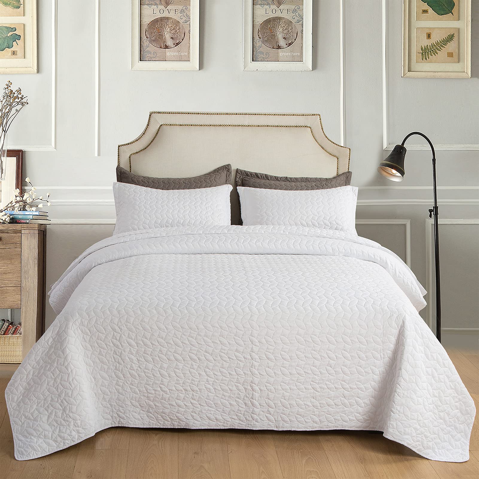 Hygge Hush Summer Quilt Set, Twin Size Pure White Leaves Pattern 2 Pieces Quilt Set, Oversized Modern Style Bedspread Set for All Season (1 Quilt & 1 Pillow Shams)