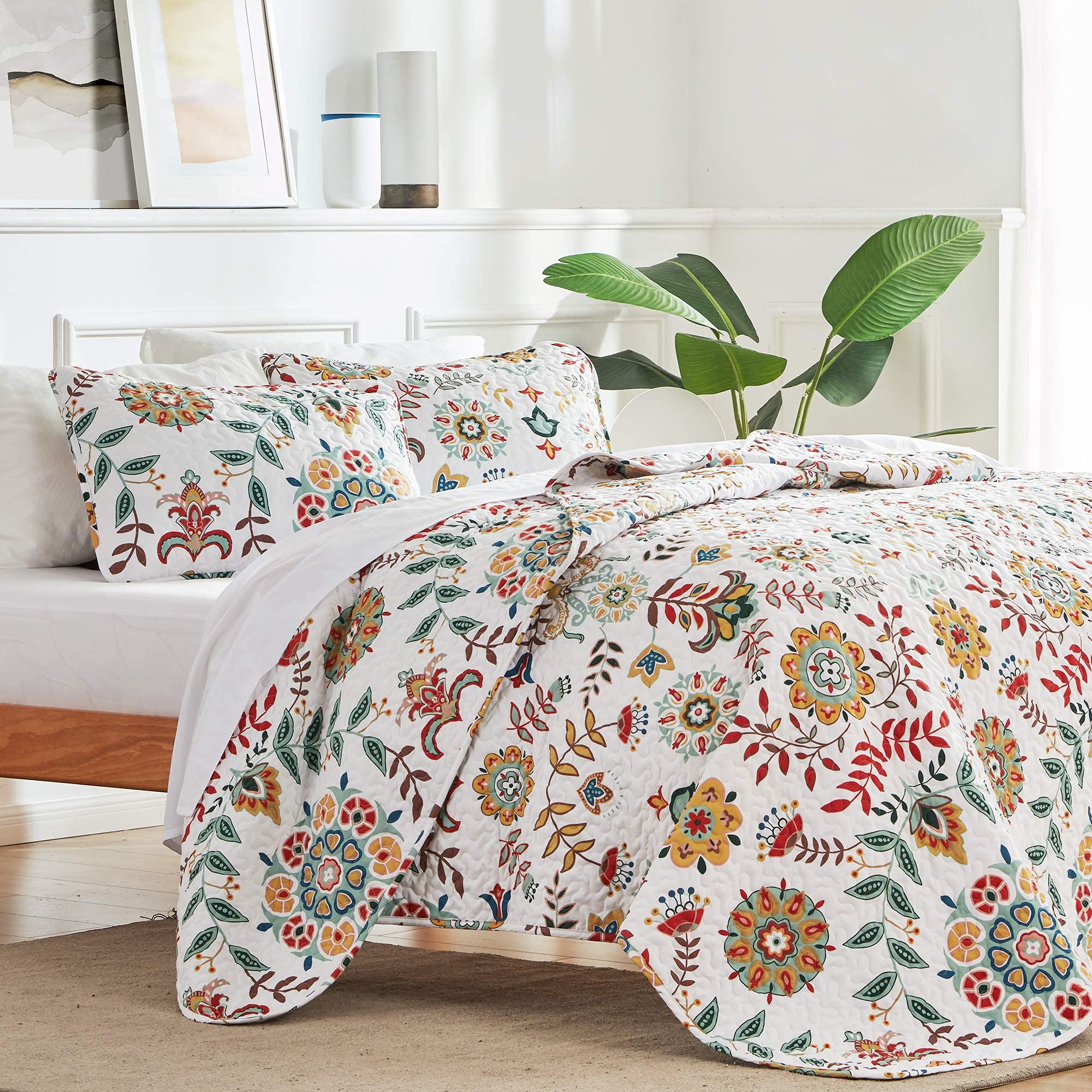 SLEEP ZONE 3-Piece Printed Quilt Set - Full/Queen Size - Lightweight Reversible Bedding Coverlet Set for All Season (Classic Floral Pattern), Full/Queen (90x96 inch | 2 Pillow Shams)