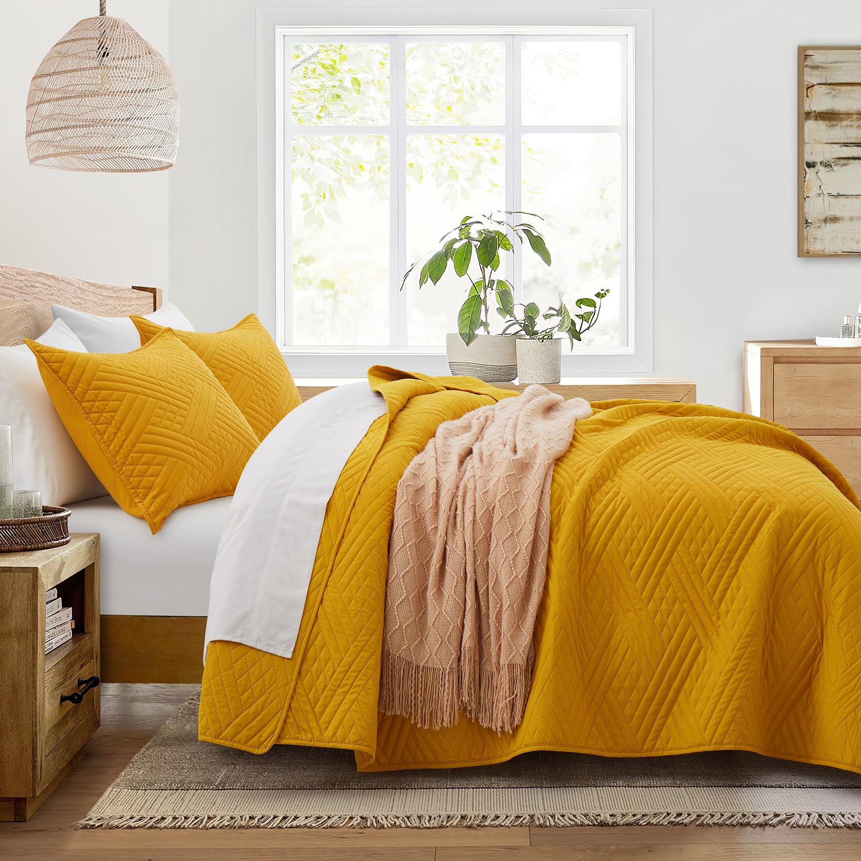 Lavsiry Mustard Yellow Quilt Queen Size with Striped Pattern, Lightweight Soft Summer Thin Microfiber Bedspread & Coverlet Bedding Set for All Seasons - 3 Piece(1 Quilt, 2 Pillow Shams)