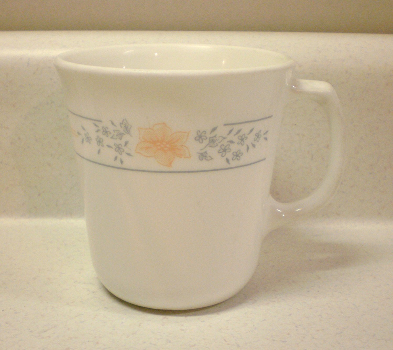 Corelle / Corning - Apricot Grove - 9 Ounce Flared Mug (Set of 4)