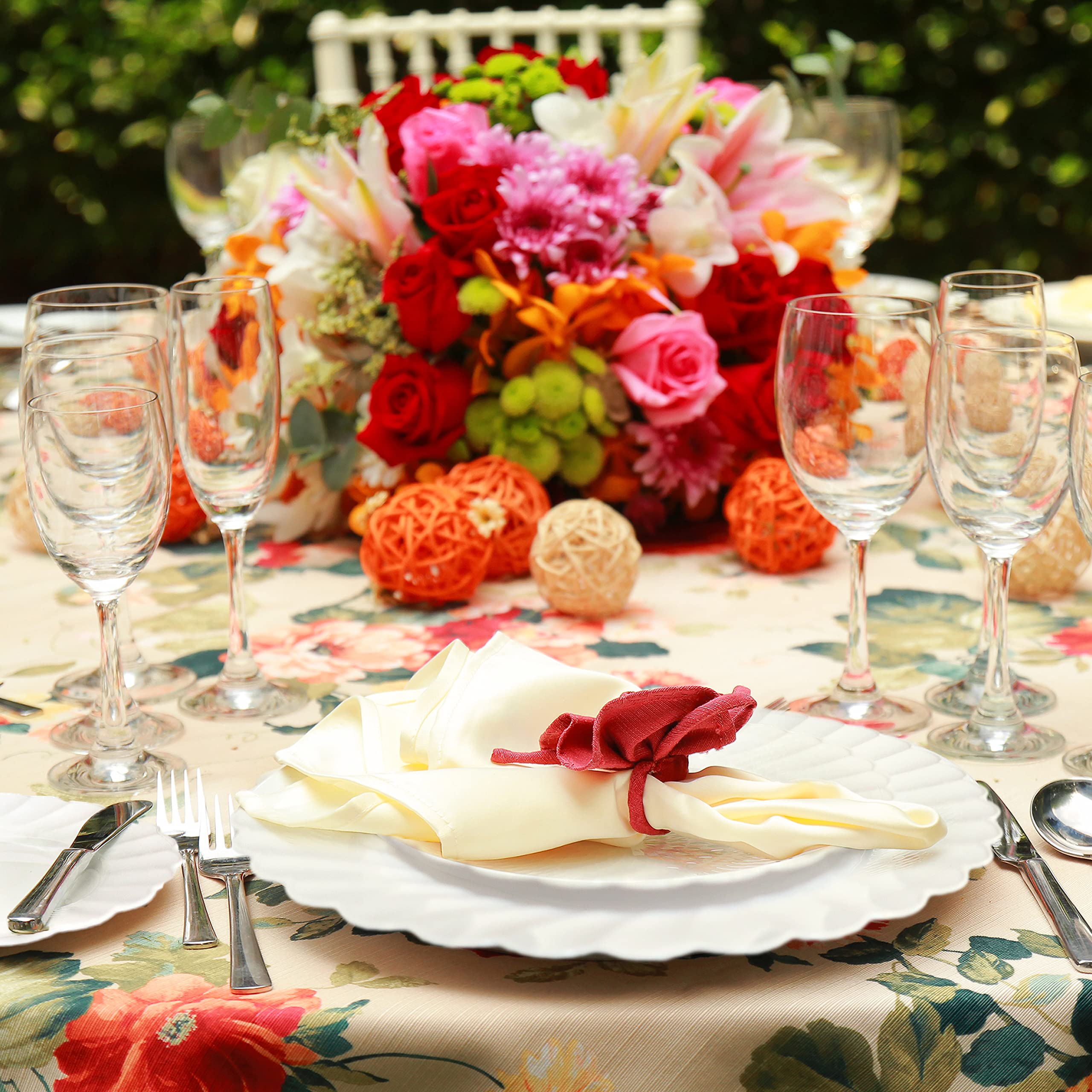 Premium Hard Plastic Round White Plates β 100 x 6β -Washable & Reusable - Party Supplies For Birthdays, Celebrations, Buffets, Fiestas, Catering & More