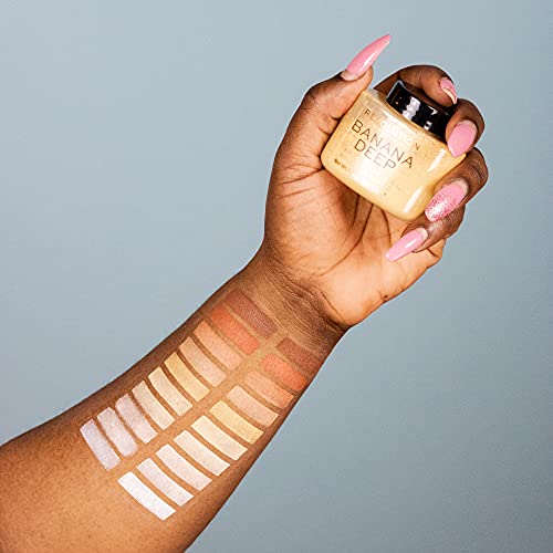Makeup Revolution Loose Baking Powder, Make Up Setting Powder, Provides Long-lasting Coverage, Reduces Shine, For Medium To Dark Skin Tones, Banana Deep, 32g