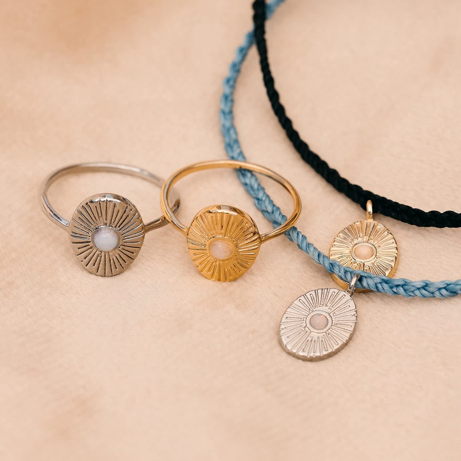 Pura Vida Bracelet Gold Sun Ray Charm Bracelet - Adjustable Bracelet with Waterproof Band, String Bracelet for Women - Stackable Bracelets, Handmade Braceletss - Black