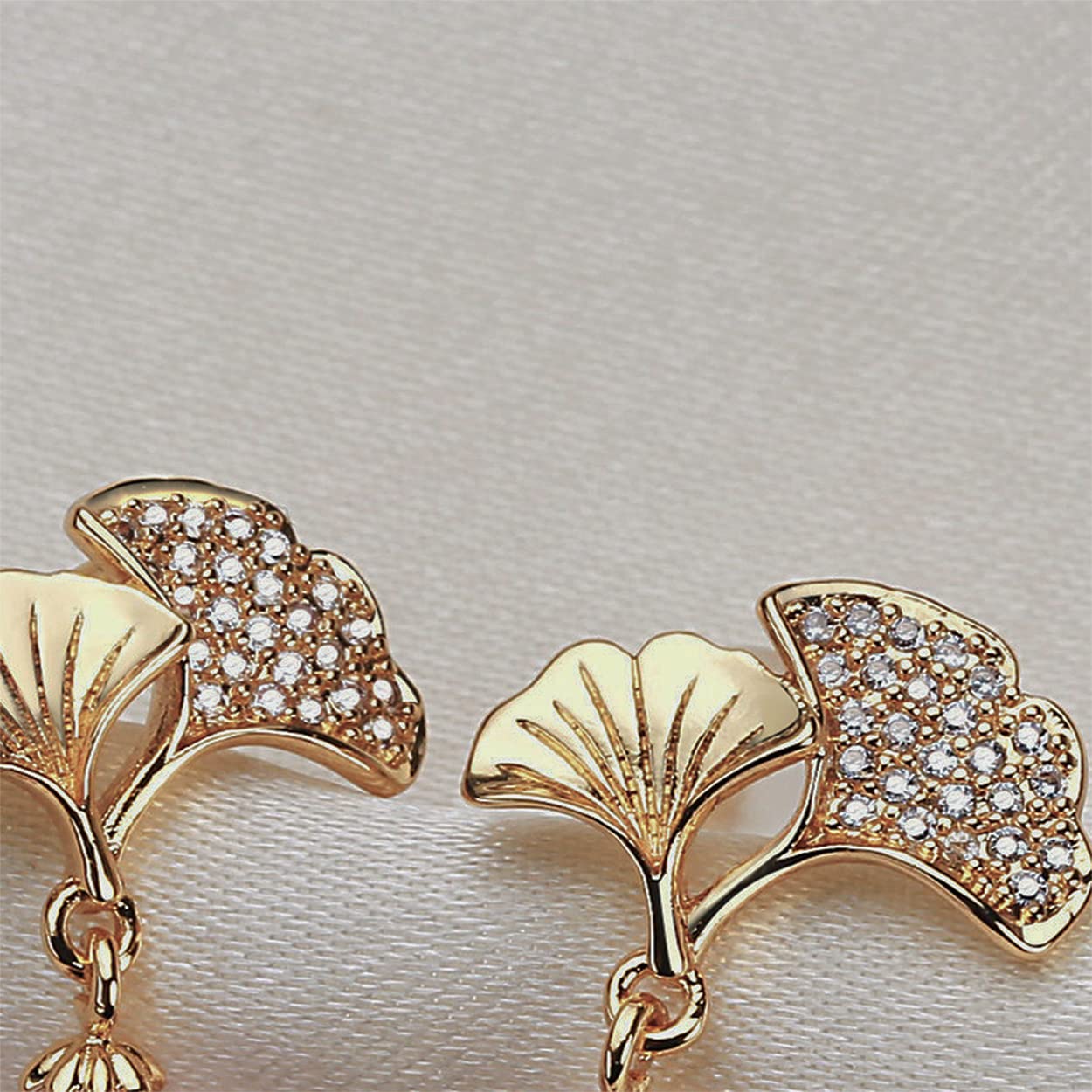 Sonateomber Gold Ginkgo Leaf Pearl Drop Dangle Earrings for Women Cute Freshwater Pearl Teardrop Dangling Hypoallergenic Stud Prom Wedding Bridal Jewelry Gifts