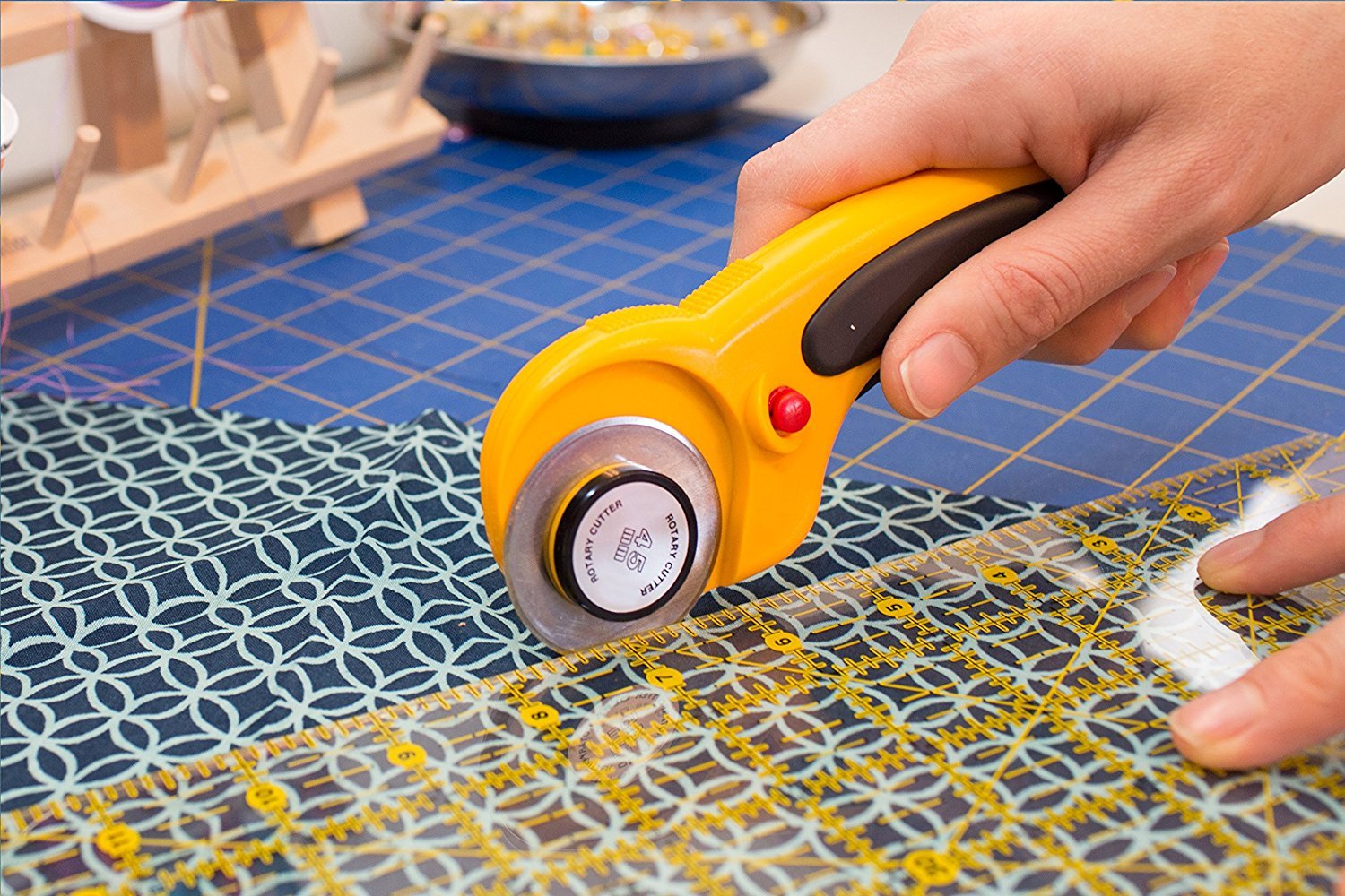 Premier Blades 45mm Rotary Cutter Blades - (15 Pack) Fits Fiskars, Olfa, Martelli Blades and More - Studio Fabric Cutter Wheel for Fabric & Paper
