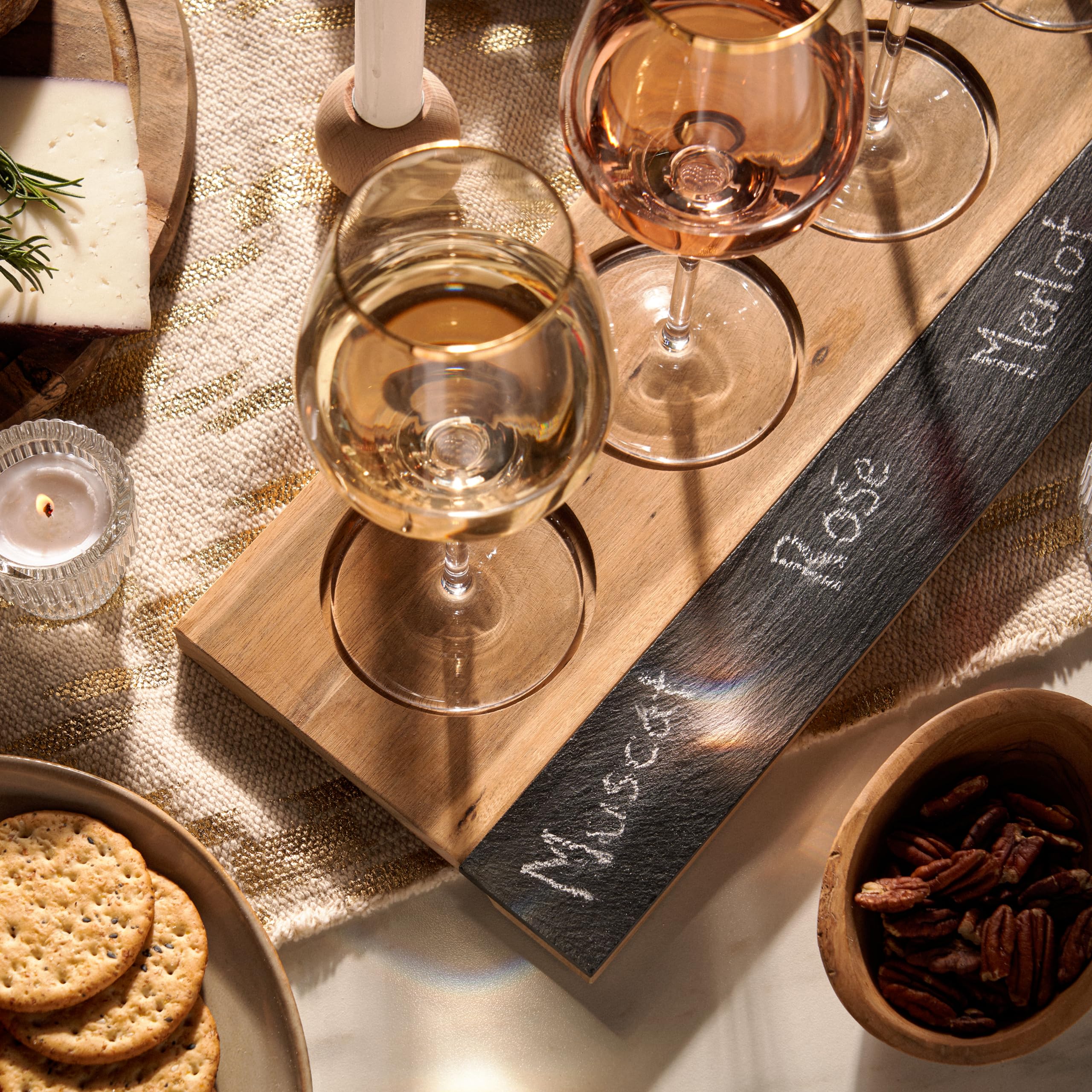 Twine Wine Flight Set, Wine Tasting Board with Slate Chalkboard, 2 Pieces of Soapstone Chalk, and Acacia Wood Serving Tray, Flight Board