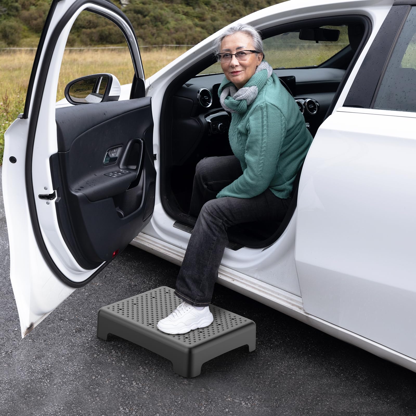 HBTower Step Stool, Mobility Step Stool for Adults & Seniors, Non-Slip Step Platform Indoor and Outdoor, Portable Step Riser, Safety Step for Car, Bedside, Office, Shower, Stairs, Black