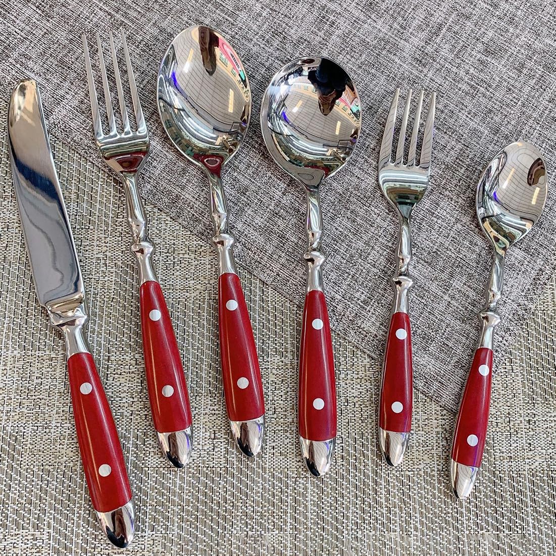 Aimilan 24 Piece Modern Flatware Set for 4, 18/10 Stainless Steel Red Silverware Set, Cutlery Set Include Fork Knife Spoon, Mirror Polished, Dishwasher Safe (24 Pcs Service for 4)