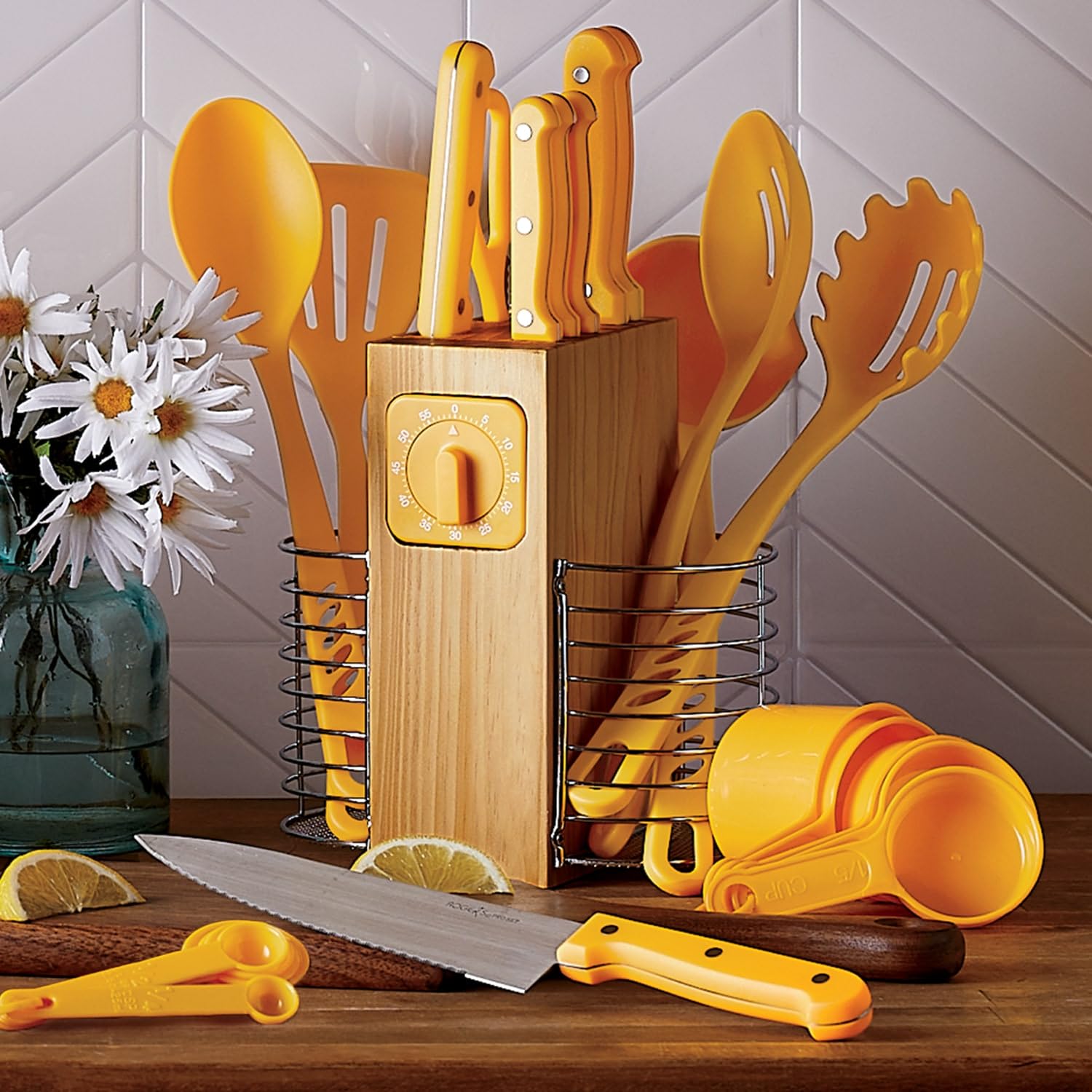 Montgomery Ward 25-Piece Cutlery and Utensil Set, Golden Honey - Apartment Essentials Kitchen Prep Kit with Full-Tang Knives (Golden Honey)