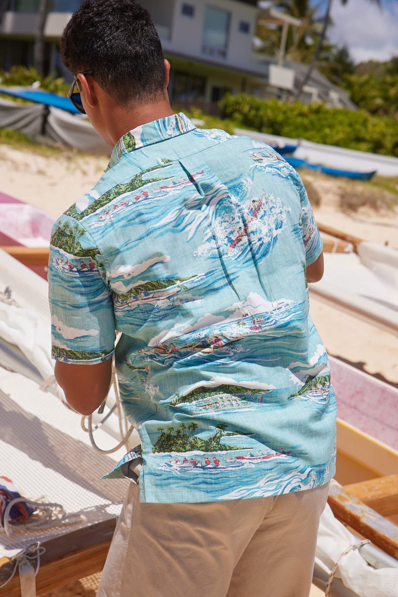 Reyn Spooner Men's Heihei Wa'a Tailored Button Front Oceanic Hawaiian Aloha Shirt, Turq Sea, XL