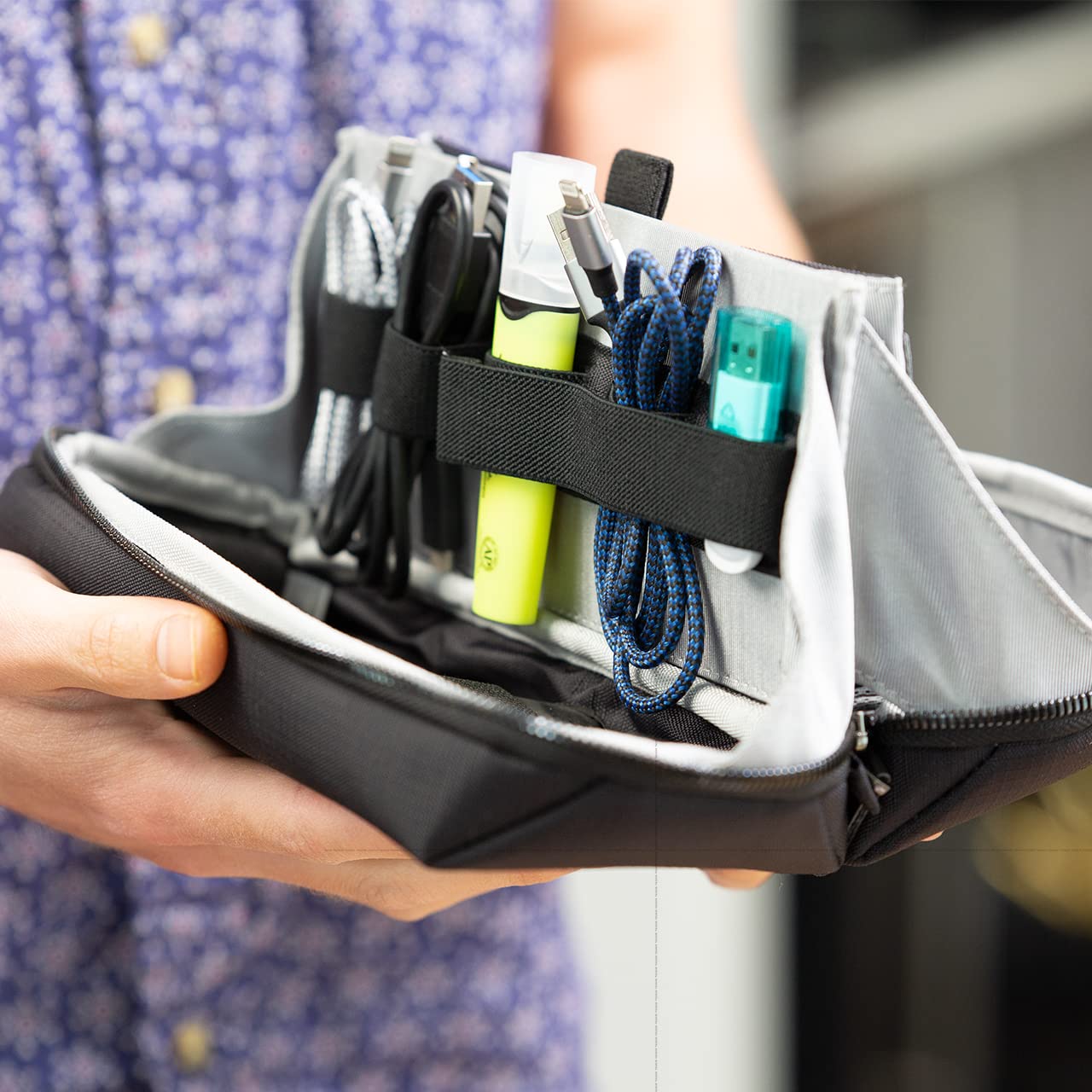 Taskin Electronics Bag and Dopp Kit