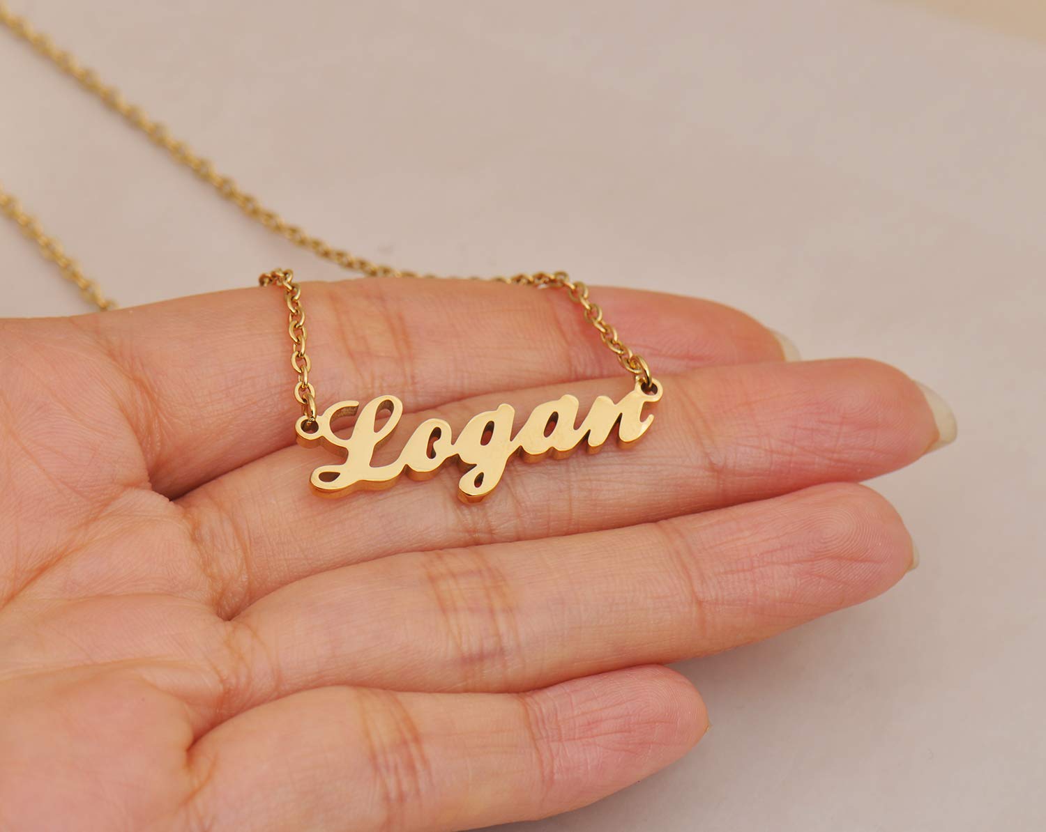 Dancing Wolf 18k Gold Plated Logan Name Necklace Stainless Steel Nameplate Necklaces Jewelry for Womens Moms