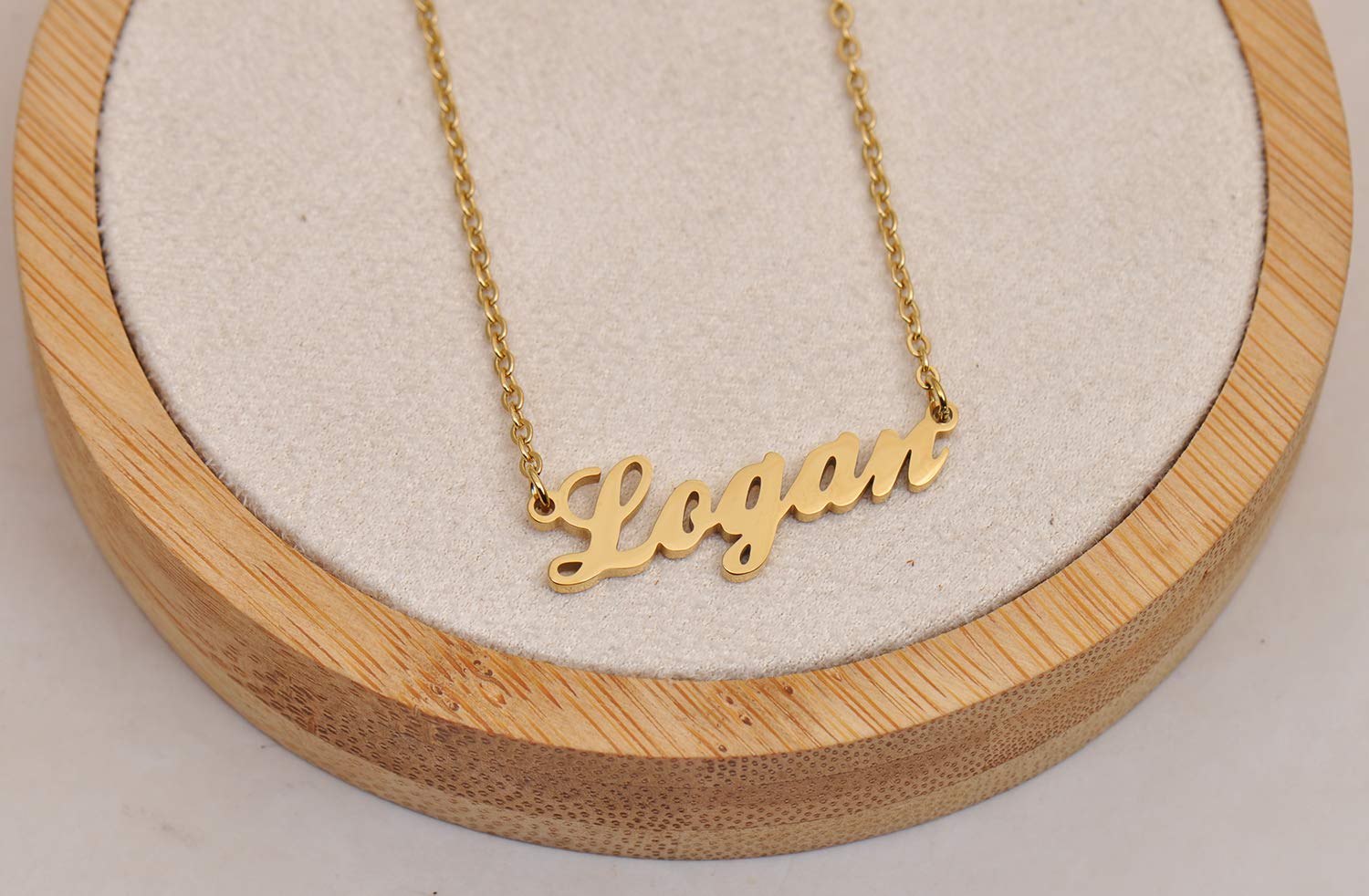 Dancing Wolf 18k Gold Plated Logan Name Necklace Stainless Steel Nameplate Necklaces Jewelry for Womens Moms