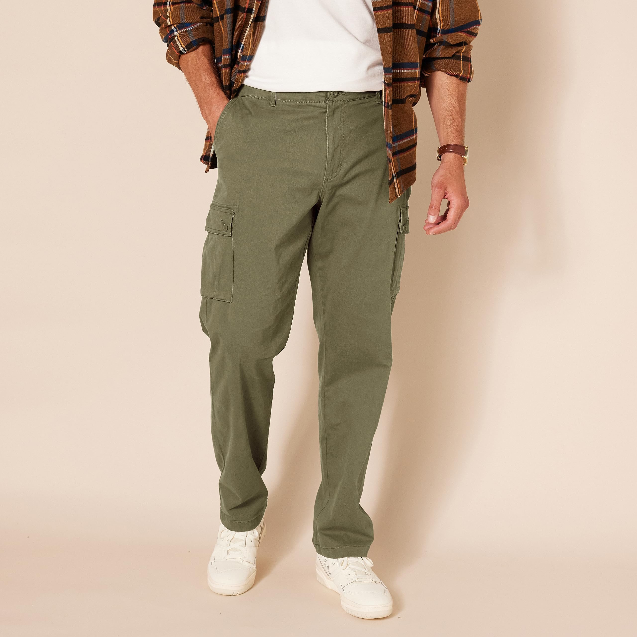 Amazon Essentials Men's Straight-Fit Stretch Cargo Pant (Available in Big & Tall), Olive, 32W x 29L