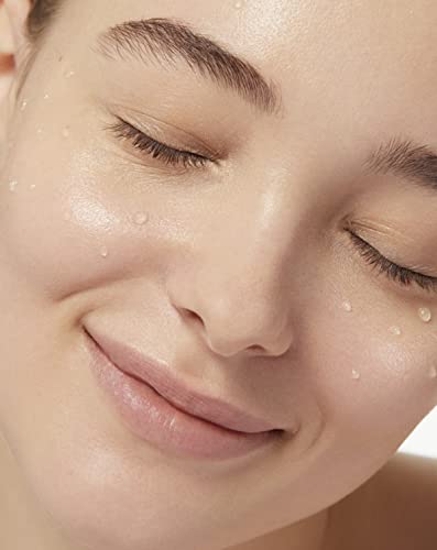Clarins Purifying Toning Lotion | Less Oily Skin After 14 Days of Use* | Cleanses, Hydrates, Purifies, Mattifies and Balances Skin's Microbiota | Contains Witch Hazel | Combination To Oily Skin Types
