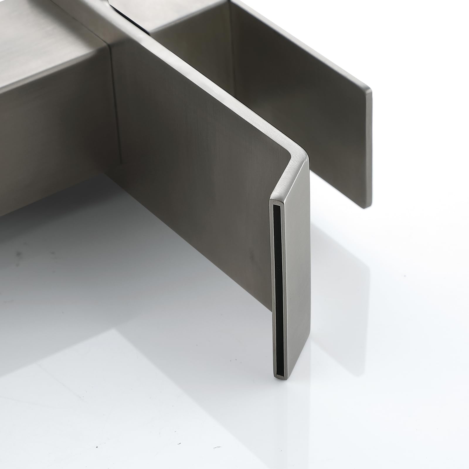 Poumao Waterfall Bathroom Faucet Bathroom Sink Faucet Brushed Nickel Single Handle Vanity Lavatory Faucets with Deck Plate for 1 or 3 Holes