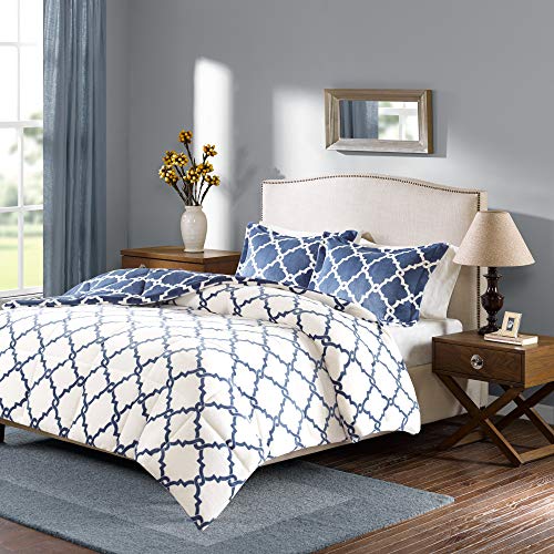 Sleep Philosophy True North Peyton Reversible Fretwork Print Plush Comforter Set Bedroom Comforters with Shams Ultra Soft and Cozy, Full/Queen, Indigo