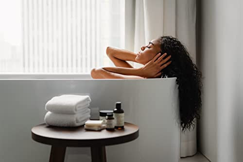 EDITION Le Labo Bath and Body Set - Signature Black Tea Scent - Includes Shampoo, Conditioner, Shower Gel and Body Lotion in Reusable Canvas Pouch - 3 oz. Bottles