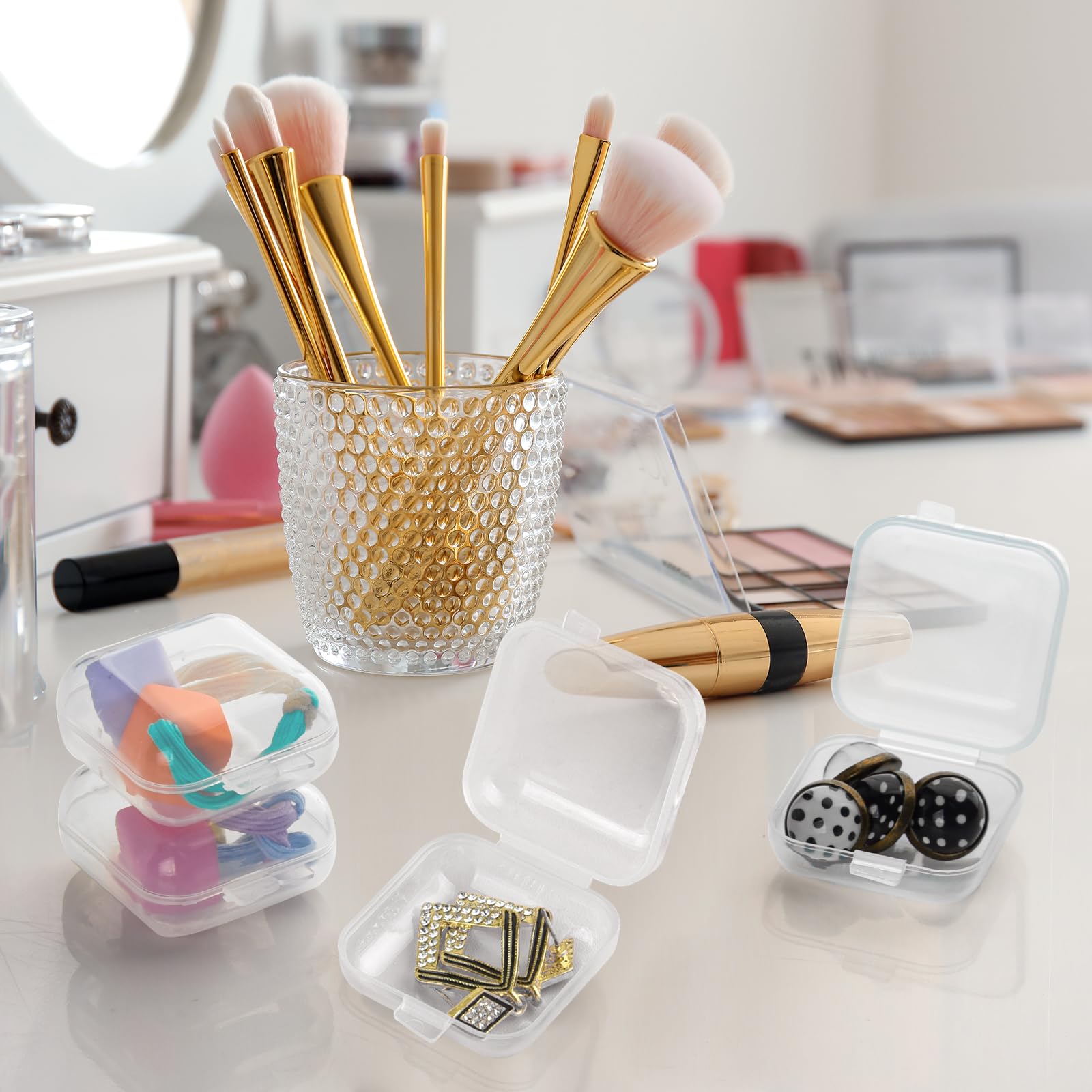 Mototo 120 Pieces Mini Plastic Jewelry Box Clear Storage Box Small Storage Containers with Hinged Lids for Beads Jewelry Earrings Chains Earplugs Craft, 1.4 x 1.4 x 0.7 Inches