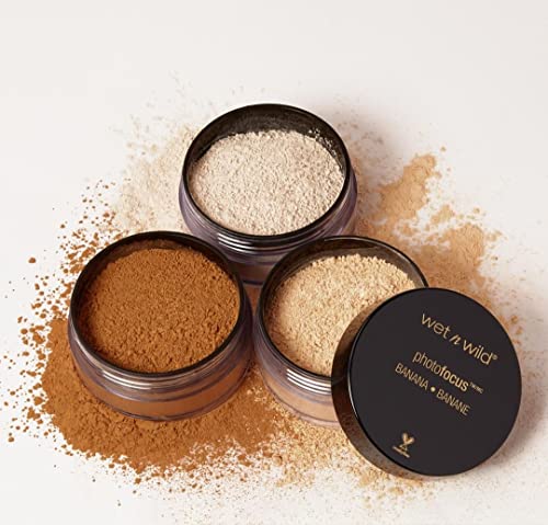 Wet n Wild Photo Focus Loose Baking Setting Powder, Banana | Sheer | Highlighter Makeup | Suitable for All Skin Tones