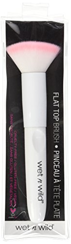 wet n wild Makeup Brush| Flat Top Kabuki Brush| For Liquid & Mineral Foundation| Blending & Buffing| Ergonomic Handle