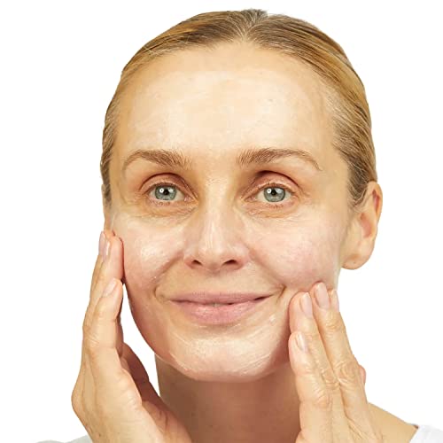 No7 Lift & Luminate Dual Action Cleansing Face Exfoliator - Vitamin C, E & B5 Daily Exfoliating Cleanser - Deep Pore Cleanser for Dullness, Uneven Skin Tone & Brighter More Radiant Skin (100ml)