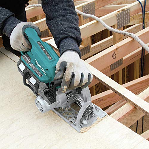 Makita XSR01PT-R 18V X2 LXT (36V) Brushless Cordless Rear Handle 7-1/4 in. Circular Saw Kit (5.0Ah) (Renewed)