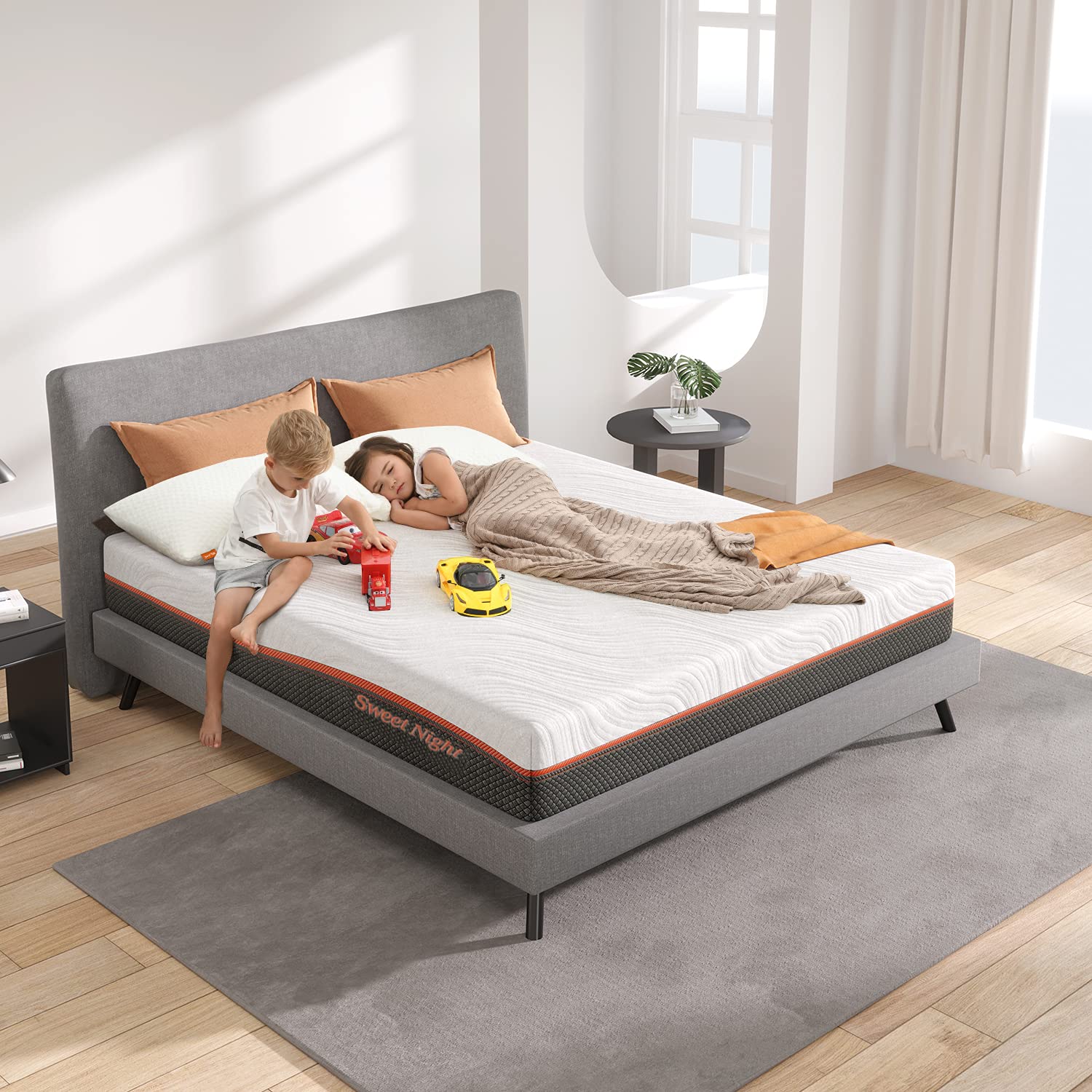 Mattress Queen, Sweetnight 8” Hybrid Mattress with Gel Memory Foam & Pocket Innerspring , Bed Mattress with Moisture Wicking Adaptive Cover, Medium Firm, Queen Size