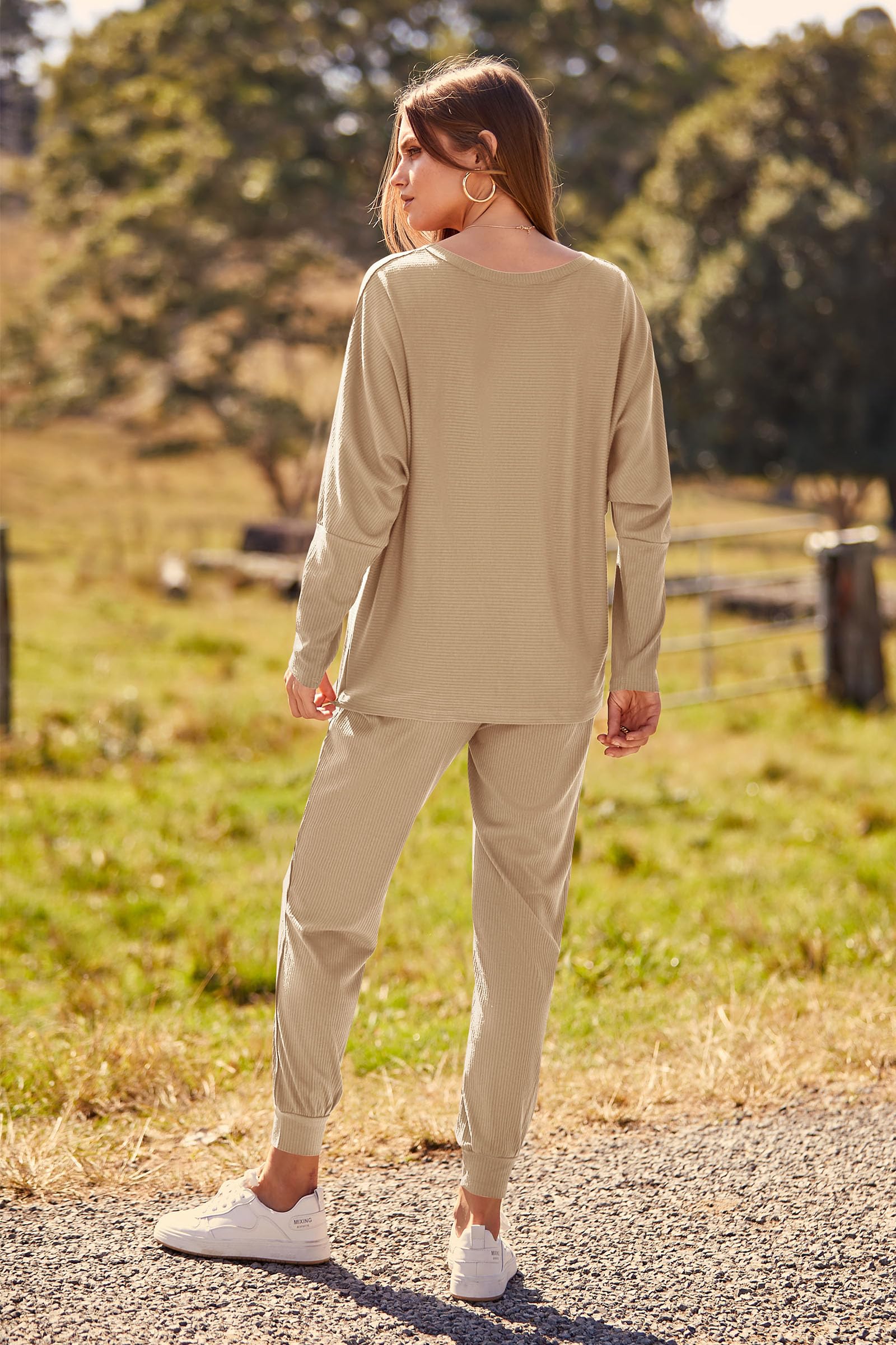 PRETTYGARDEN Women's Fall Fashion Outfits 2 Piece Sweatsuit Long Sleeve Pullover Long Pants Ribbed Matching Lounge Set (Khaki,Medium)