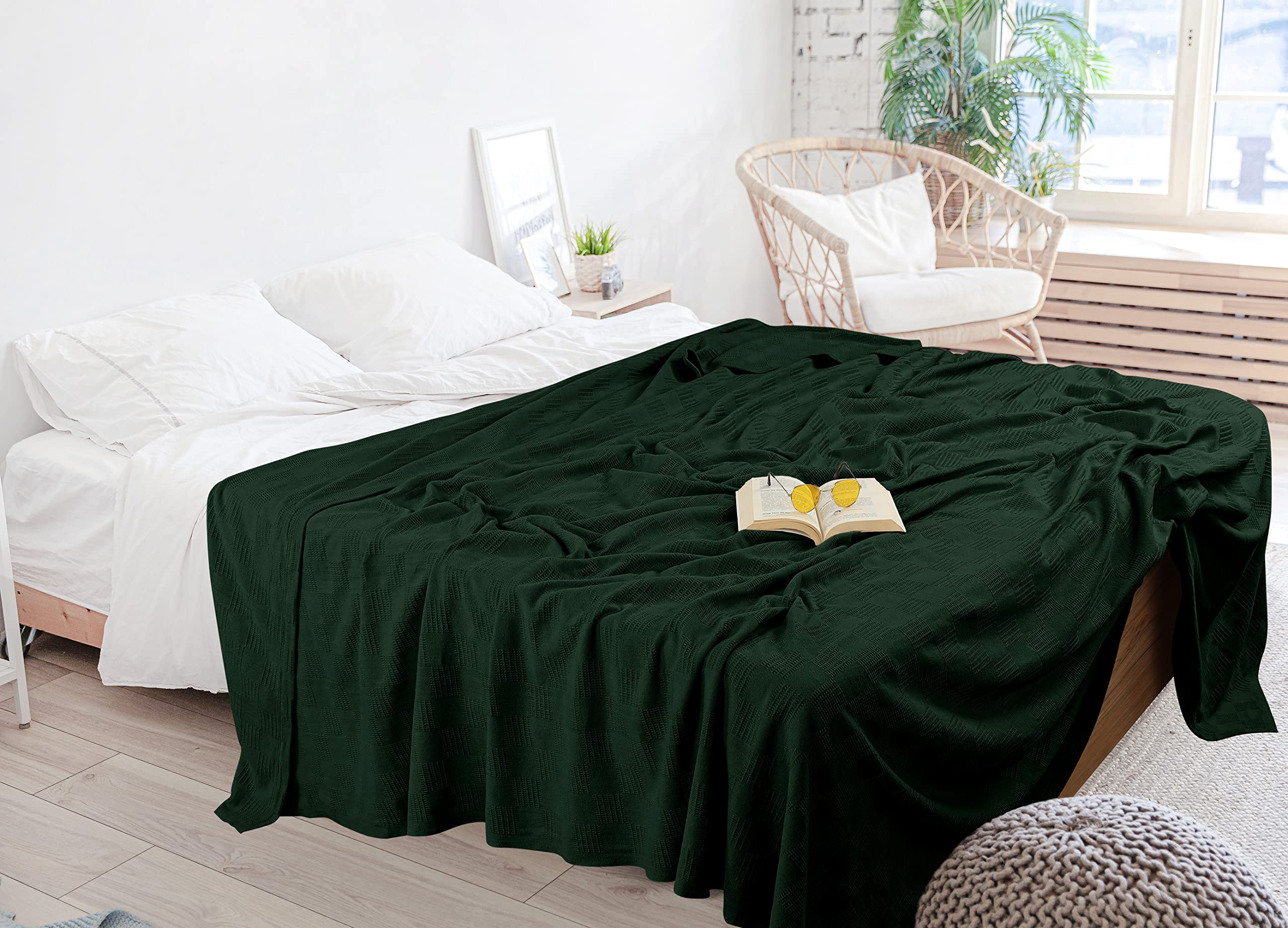 Utopia Bedding Forest Green 100% Cotton Blanket [Throw Size - 60x50 Inch] 350GSM Lightweight, Soft and Breathable Thermal Blanket for All Seasons