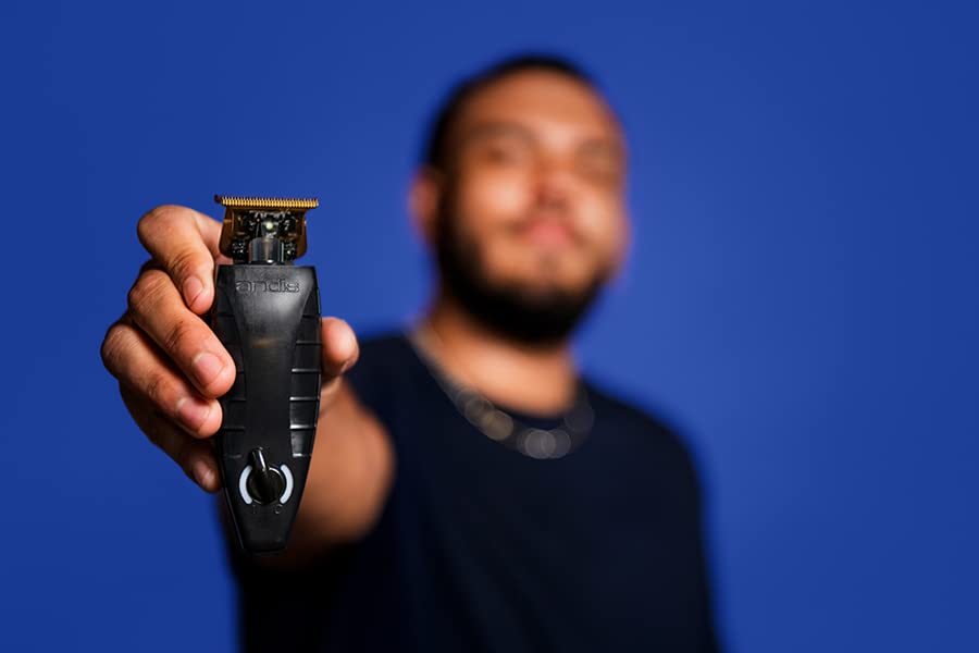 Andis 74100 GTX-EXO Professional Cord/Cordless Lithium-ion Electric Beard & Hair Trimmer with Charging Stand, Black