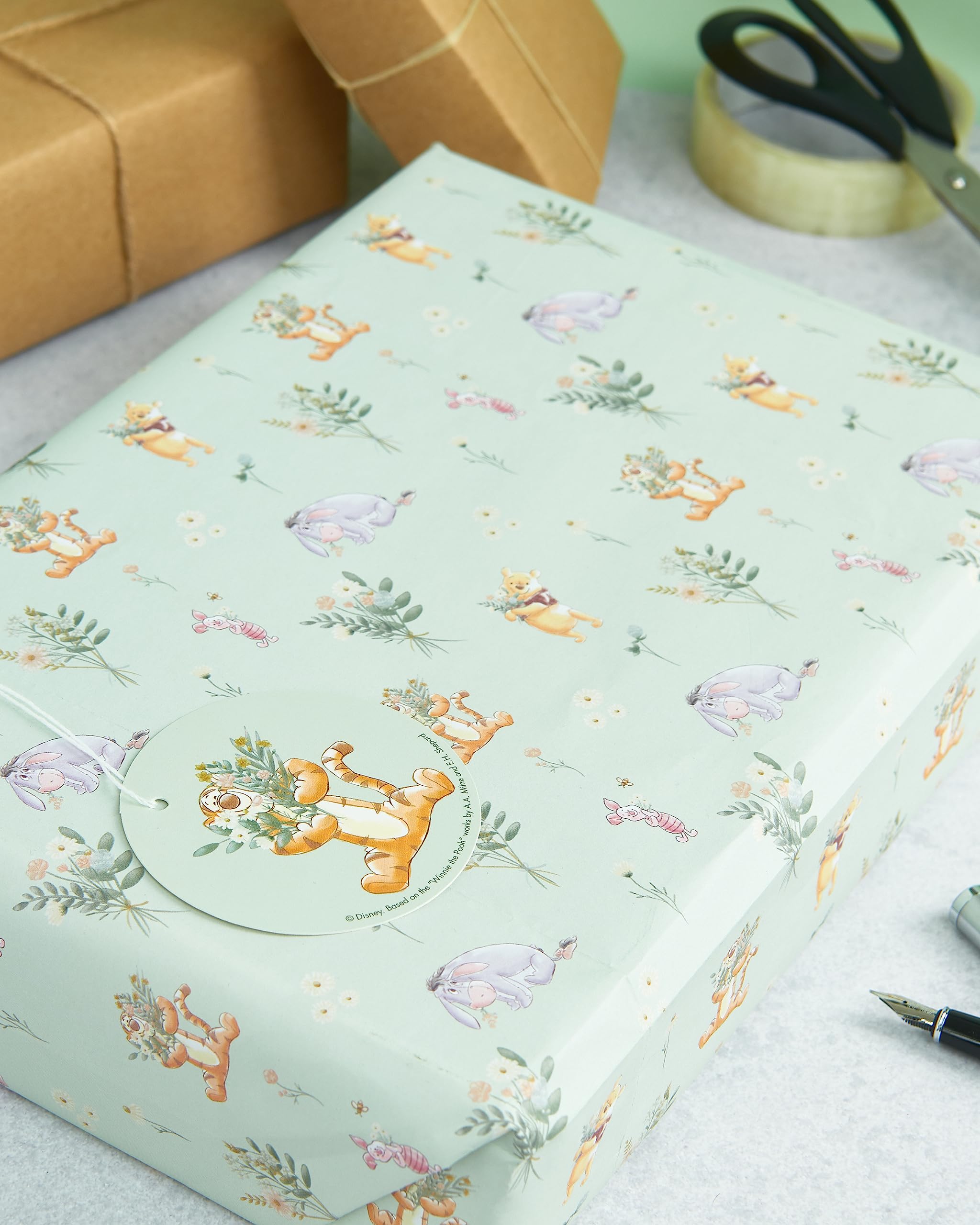 Disney Winnie the Pooh Gift Wrap, Gift Tag and Card