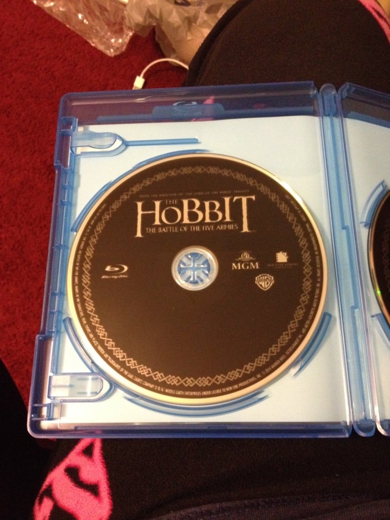 The Hobbit: The Battle of the Five Armies (Blu-ray + Downloadable Digital HD UltraViolet Code)