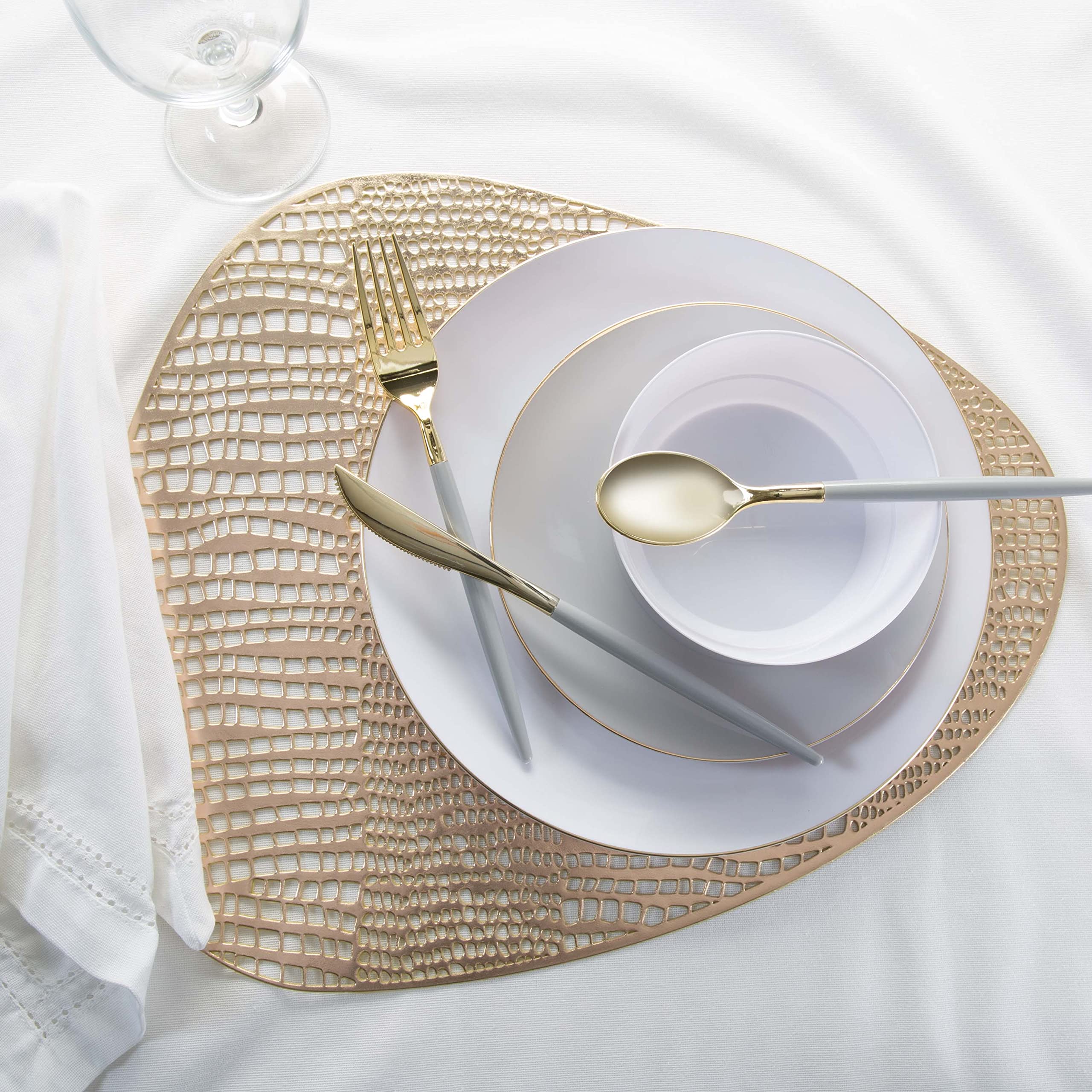 Home Details 4 Pack Oval Pebble Laser Cut Placemat, Kitchen, Dinning Room, Place Setting, Décor, Gold