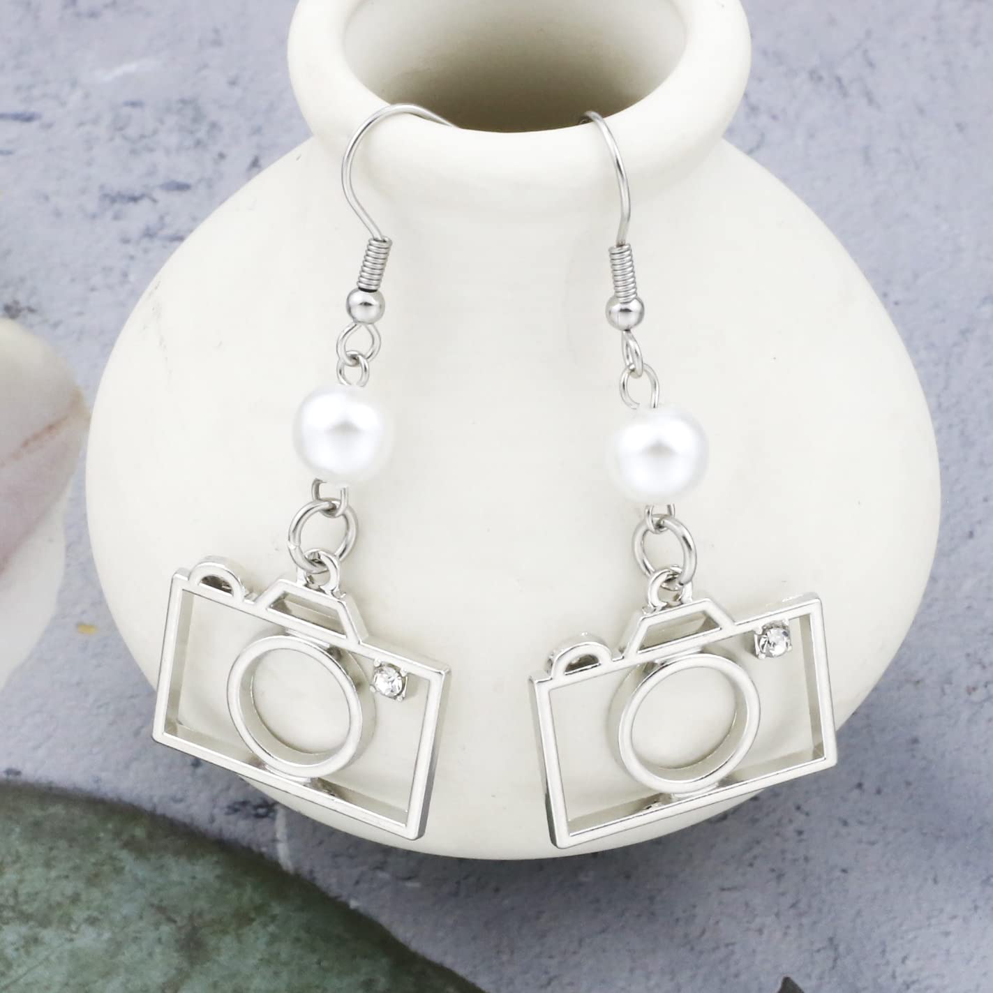 Retro Camera Earrings: Gift for Photography Lovers - Camera Charm Jewelry