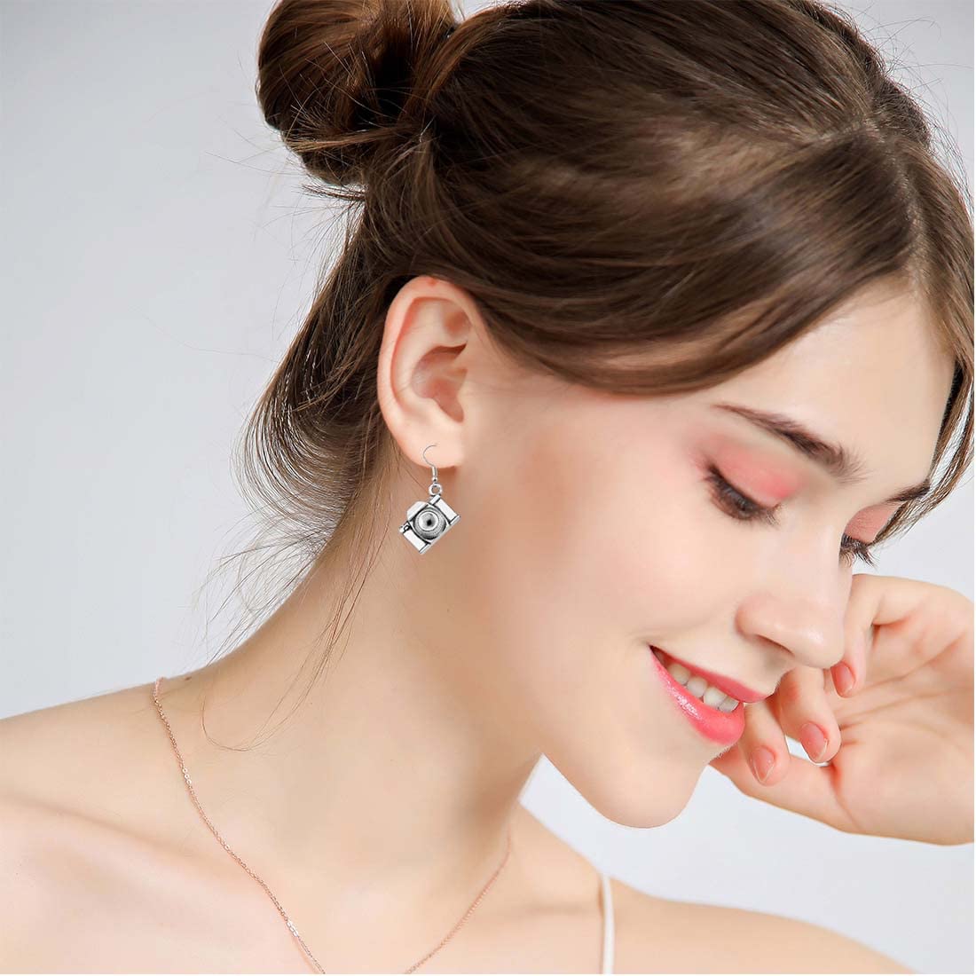FUSTMW Photographer Gift Camera Infinity Love Charm Y Necklace Travel Jewelry Photography Gifts (Camera earring)