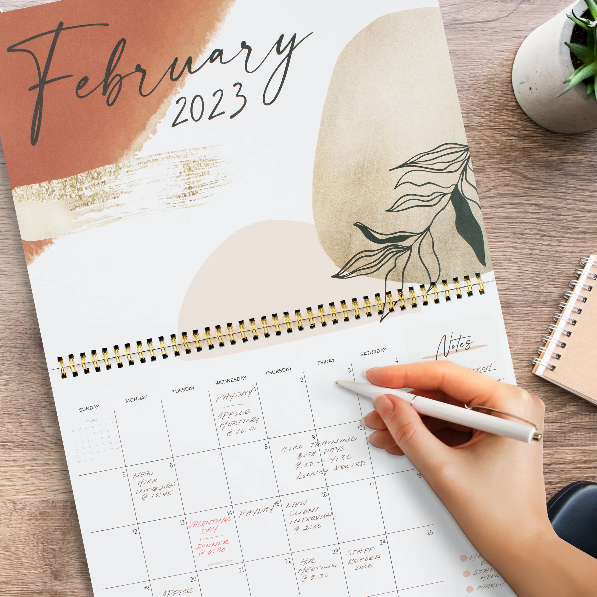 Aesthetic Wall Calendar in Abstract Art Design - Runs Until December 2023 - The Perfect Monthly Calendar for Easy Planning - Incl. 2022