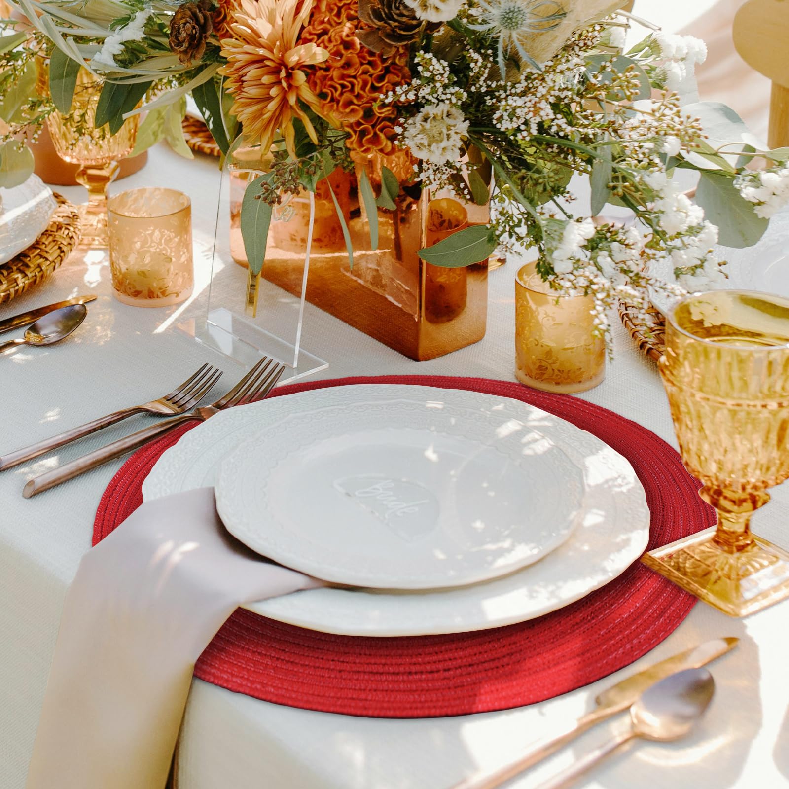 Noctiflorous Round Braided Placemats 15 Inch Round Table Mats Set of 6 for Dining Tables Natural Woven Rustic Heat Resistant Place Mats for Valentine's Day(Red Shine)