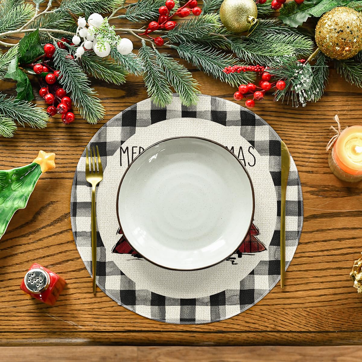 Artoid Mode Waterclor Buffalo Plaid Christmas Trees Merry Xmas Round Placemats Set of 4, 15 Inch Seasonal Winter Round Table Mats for Dining Decoration