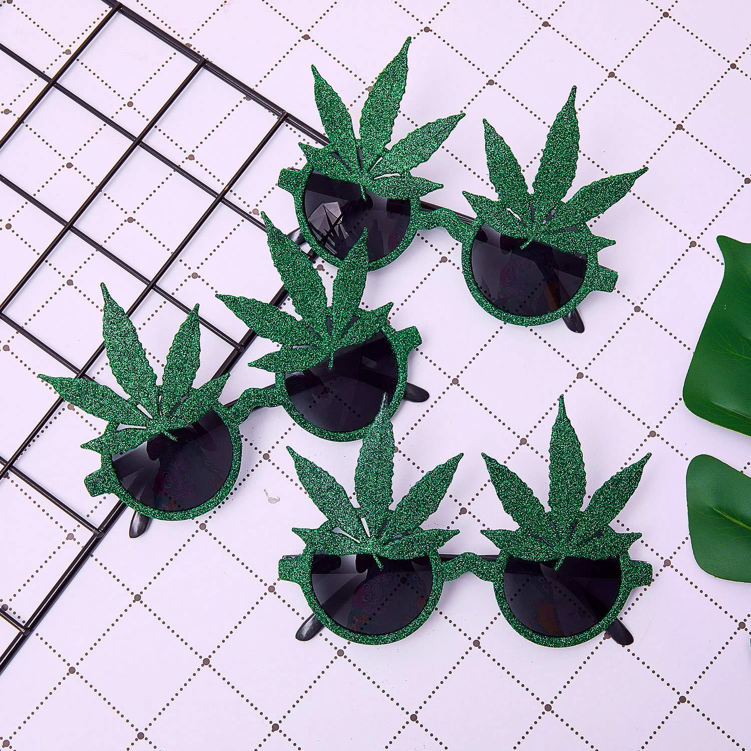 5 Pairs Marijuana Glasses Glittered Weed Glasses Pot Leaf Round Lens Sunglasses for Halloween Costume Green