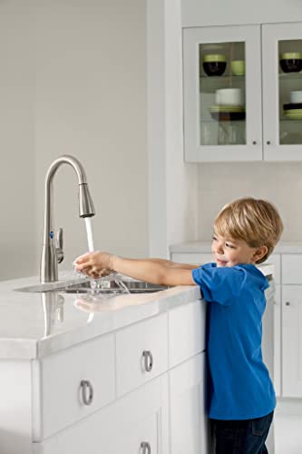 Moen Arbor Spot Resist Stainless Motionsense Two-Sensor Touchless Kitchen Faucet Featuring Power Clean, One-Handle Kitchen Sink Faucets with Pull Down Spray Head, 7594ESRS