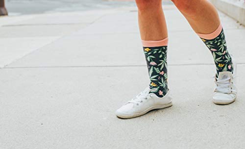 Crazy Dog T-Shirts Womens Flowers And Weed Socks Funny Graphic Sock Fun Pattern Hilarious Marijuana 420 Humor Footwear