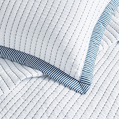 Bedsure White Quilt Queen Size - Lightweight Soft Quilt Bedding Set for All Seasons, Bedspreads & Coverlets, Corduroy Pattern Quilt Set, White and Royal Blue, 3 Pieces with 2 Pillow Shams