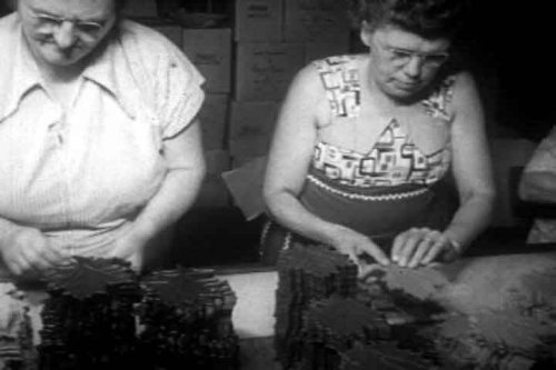 World War 2 Plastic Manufacturing Historical Film: Plastic Age Anniversary DVD (1940)
