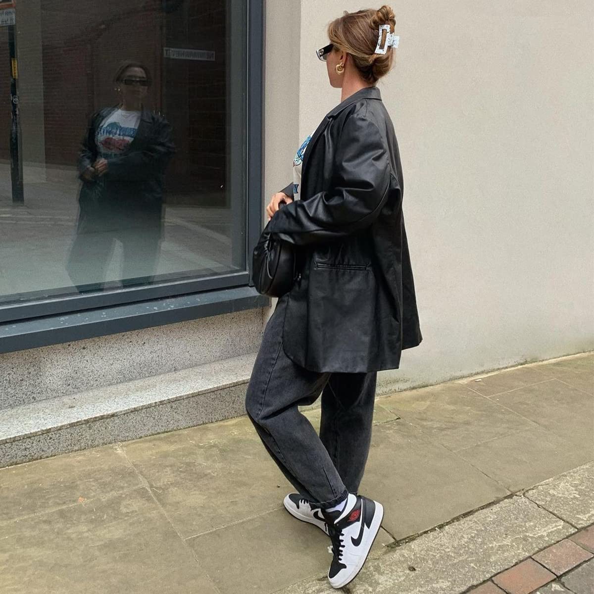 ABYOVRT Women Leather Jacket Oversized Faux Leather Blazer Button Down Lapel Coat with Pockets Vintage Streetwear (Black,Small)