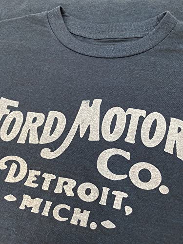 Ford Motor Co. Detroit Michigan Men's T-Shirt | Poly Cotton Blend | Classic Look - Large Midnight Navy Heather
