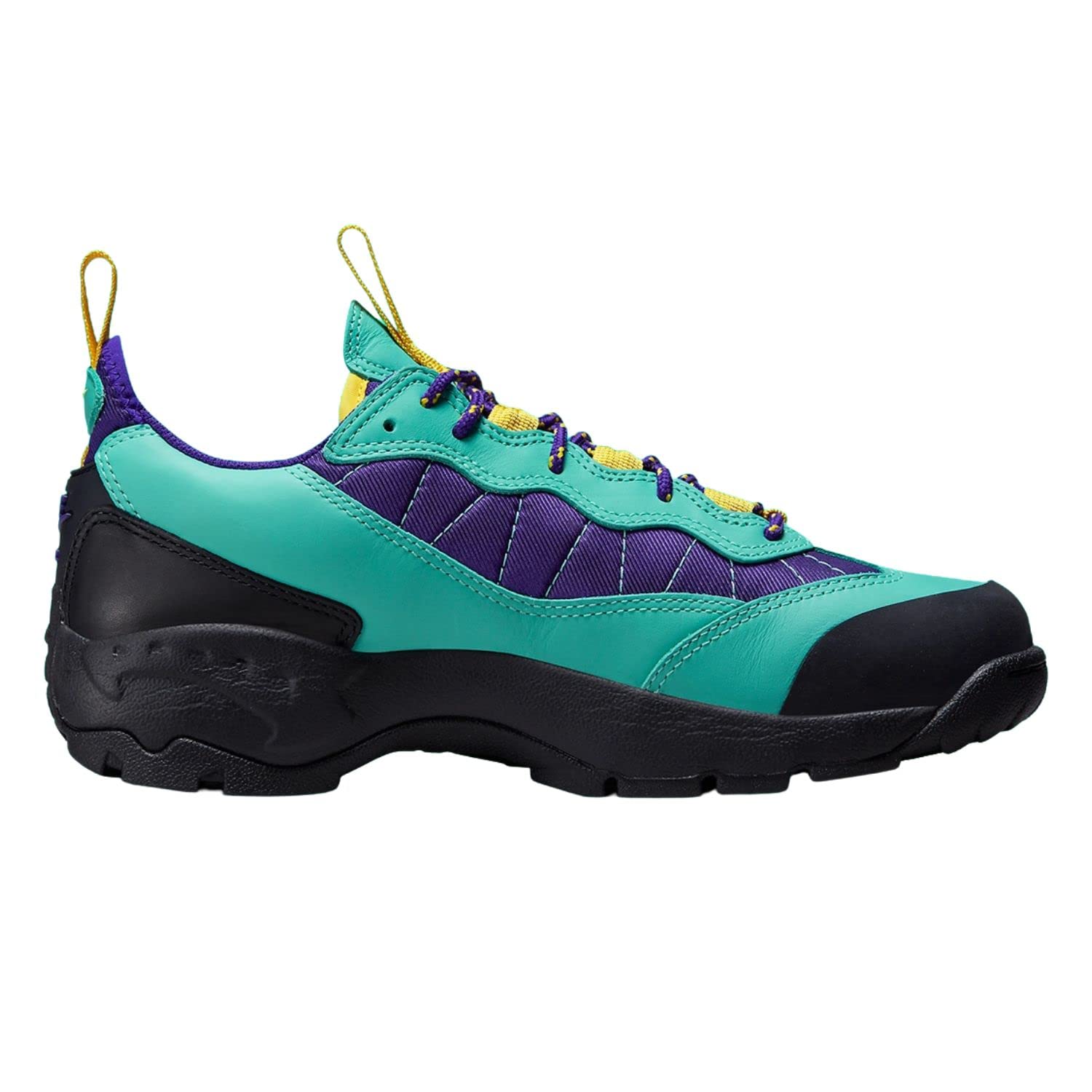Nike ACG Air Mada