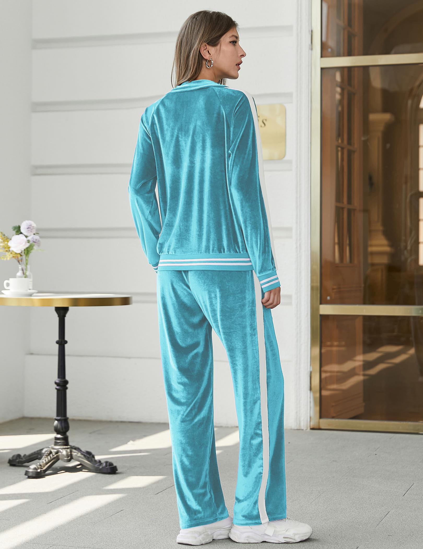 Ekouaer Women's Velvet Velor Tracksuits 2 Piece Lounge Outfits Zip Up Sweatshirt and Sweatpants with Pockets S-3XL(Light blue,Large)